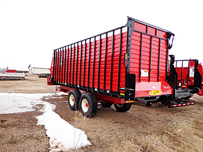2016 Meyer RTX224 24' forage box
